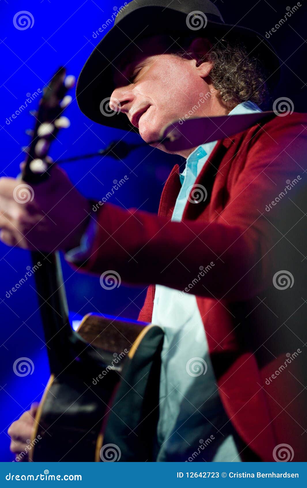 Gary Lucas editorial stock photo. Image of composer, songwriter - 12642723