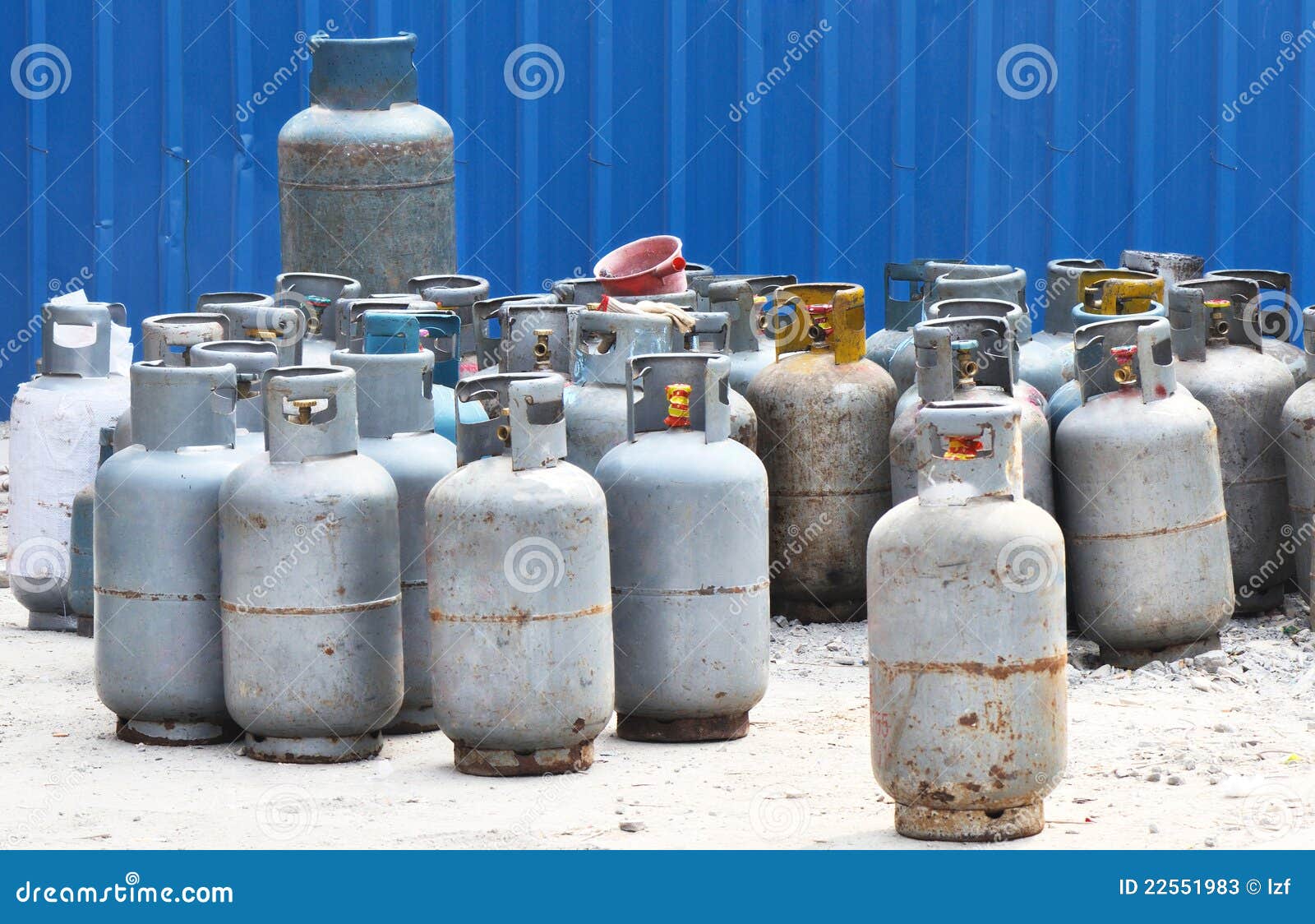 Gas en botella imagen de archivo. Imagen de chino, licuefecho - 22551983