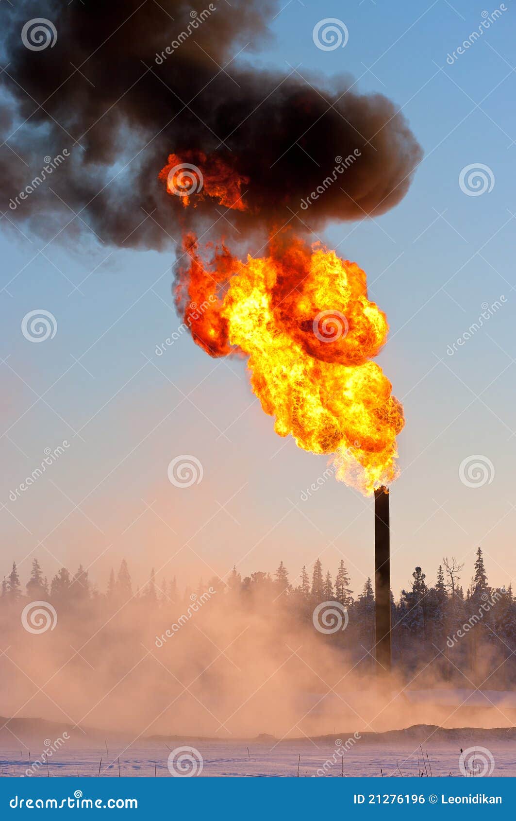 Gas Flare stock photo. Image of flow, fumes, fume, drilling - 21276196