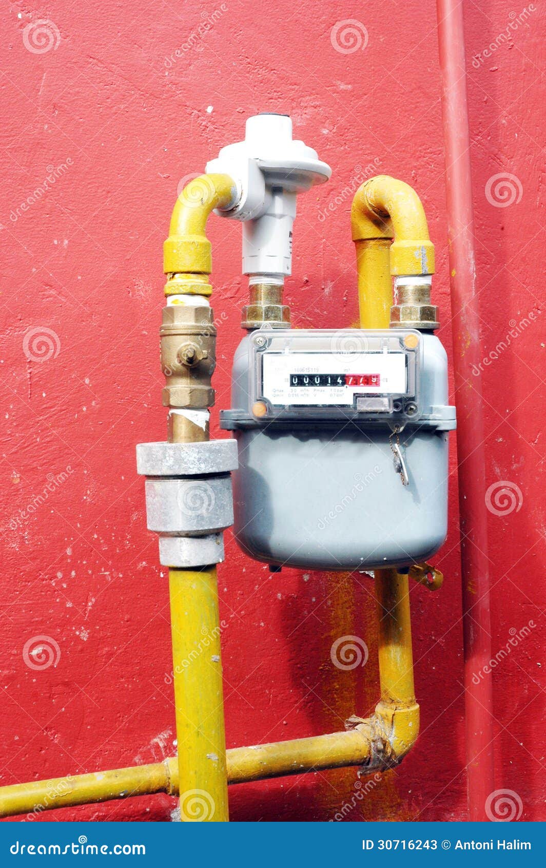 Gas meter stock image. Image of gascompany, industry - 30716243