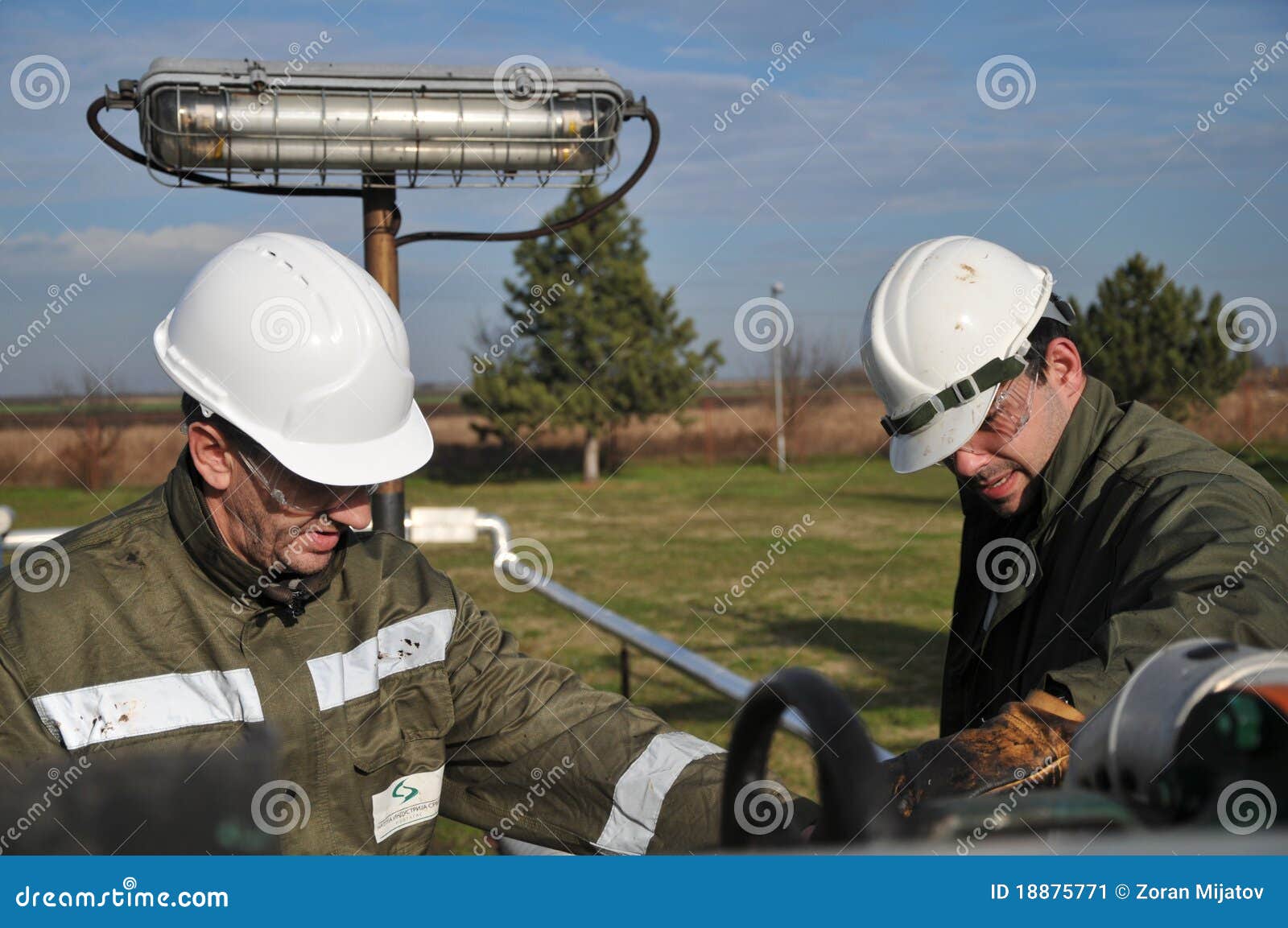 Gas operator stock image. Image of pipeline, person, renewable - 18875771