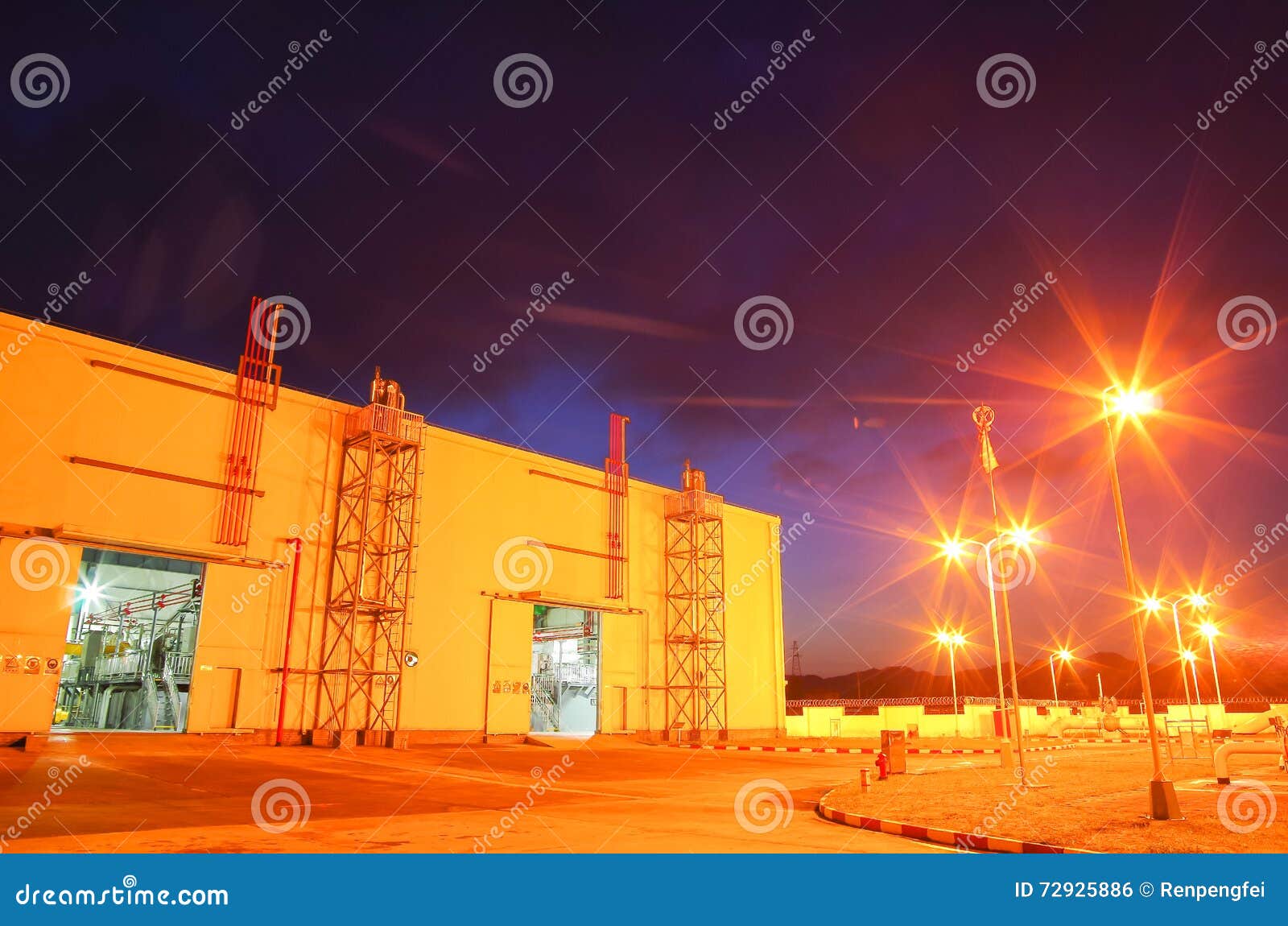 Gas pipeline at night editorial photo. Image of metal - 72925886