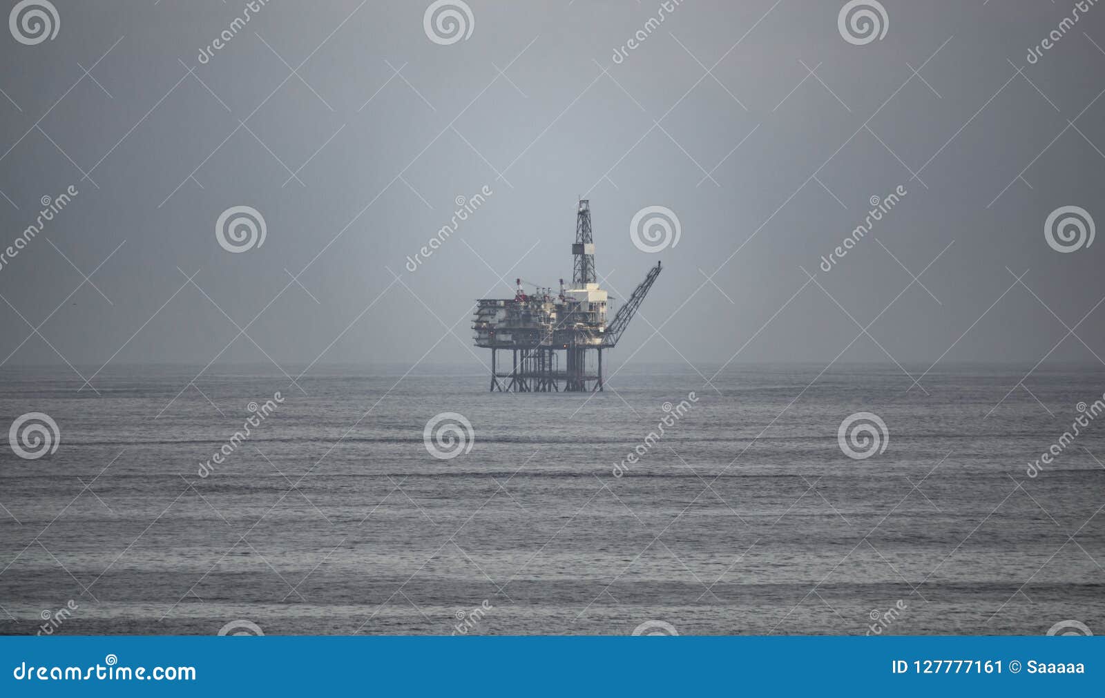 Gas Platform in the Middle of the Ocean Stock Image - Image of ...