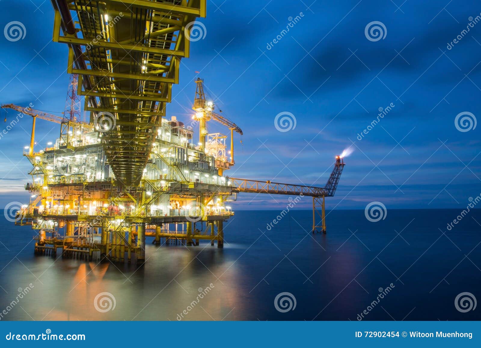 Gas Platform or Rig Platform Stock Photo - Image of platform, drill ...