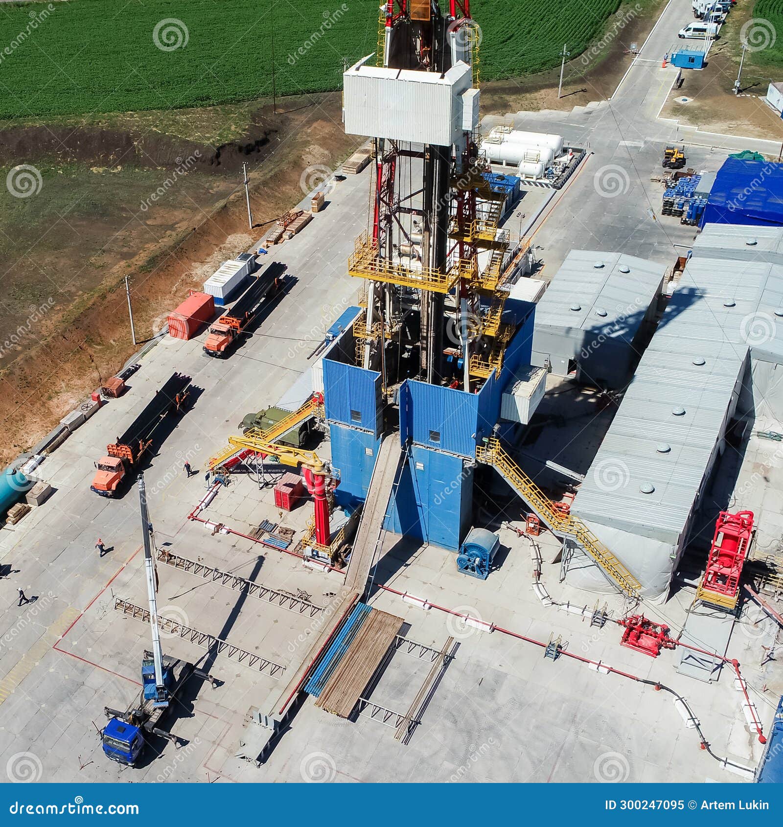 Gas production rigs stock image. Image of heat, cycle - 300247095