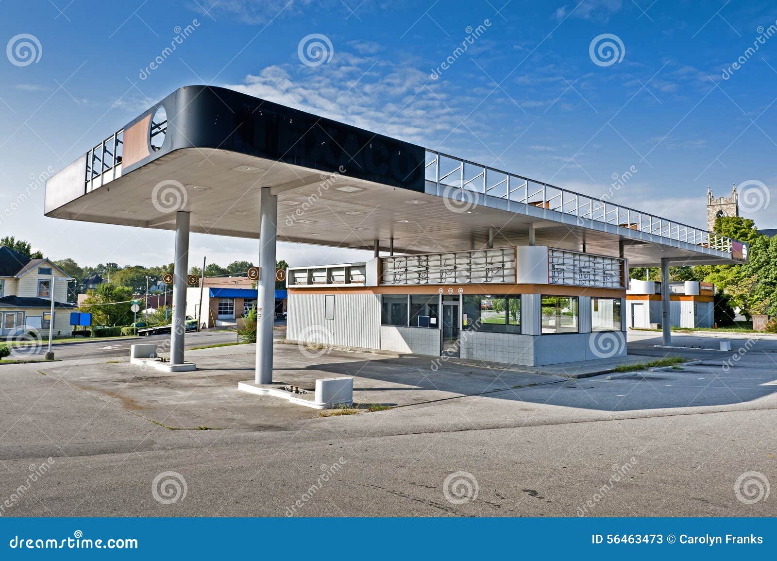 Gas Station Convenience Store Out of Business Stock Image - Image of ...