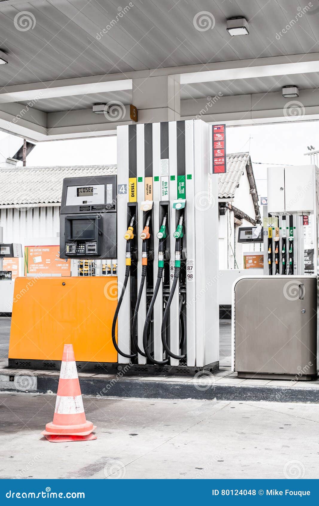 Gas Station empty editorial stock photo. Image of energy - 80124048