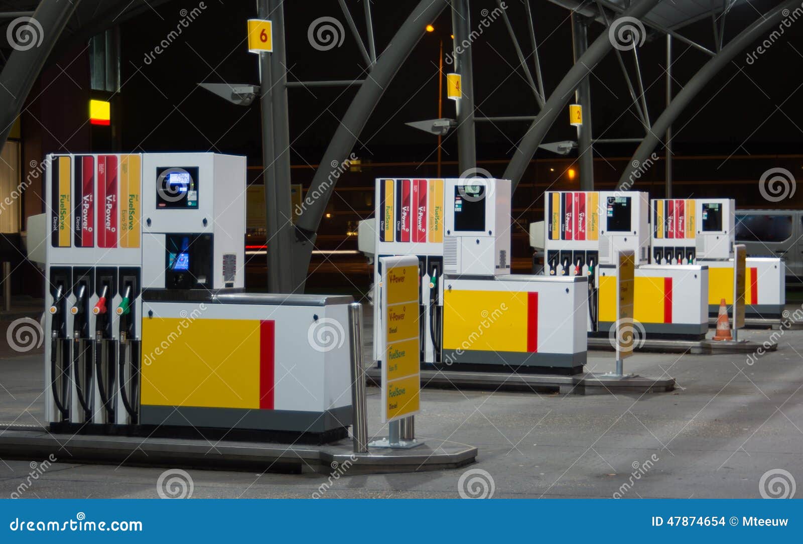 Gas station editorial stock image. Image of benzine, color - 47874654