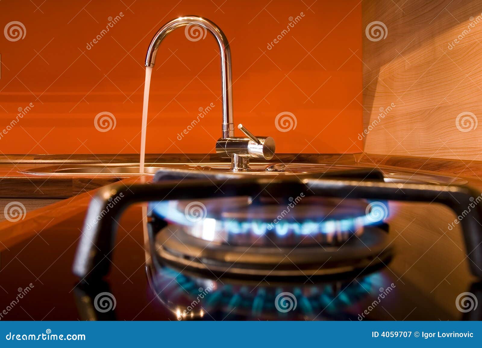 Gas stove and water tap stock image. Image of burn, drink - 4059707