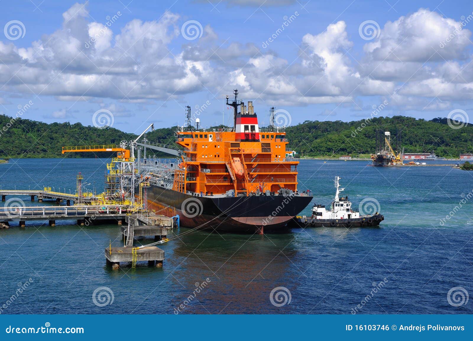 Gas tanker in port stock photo. Image of boats, nature - 16103746