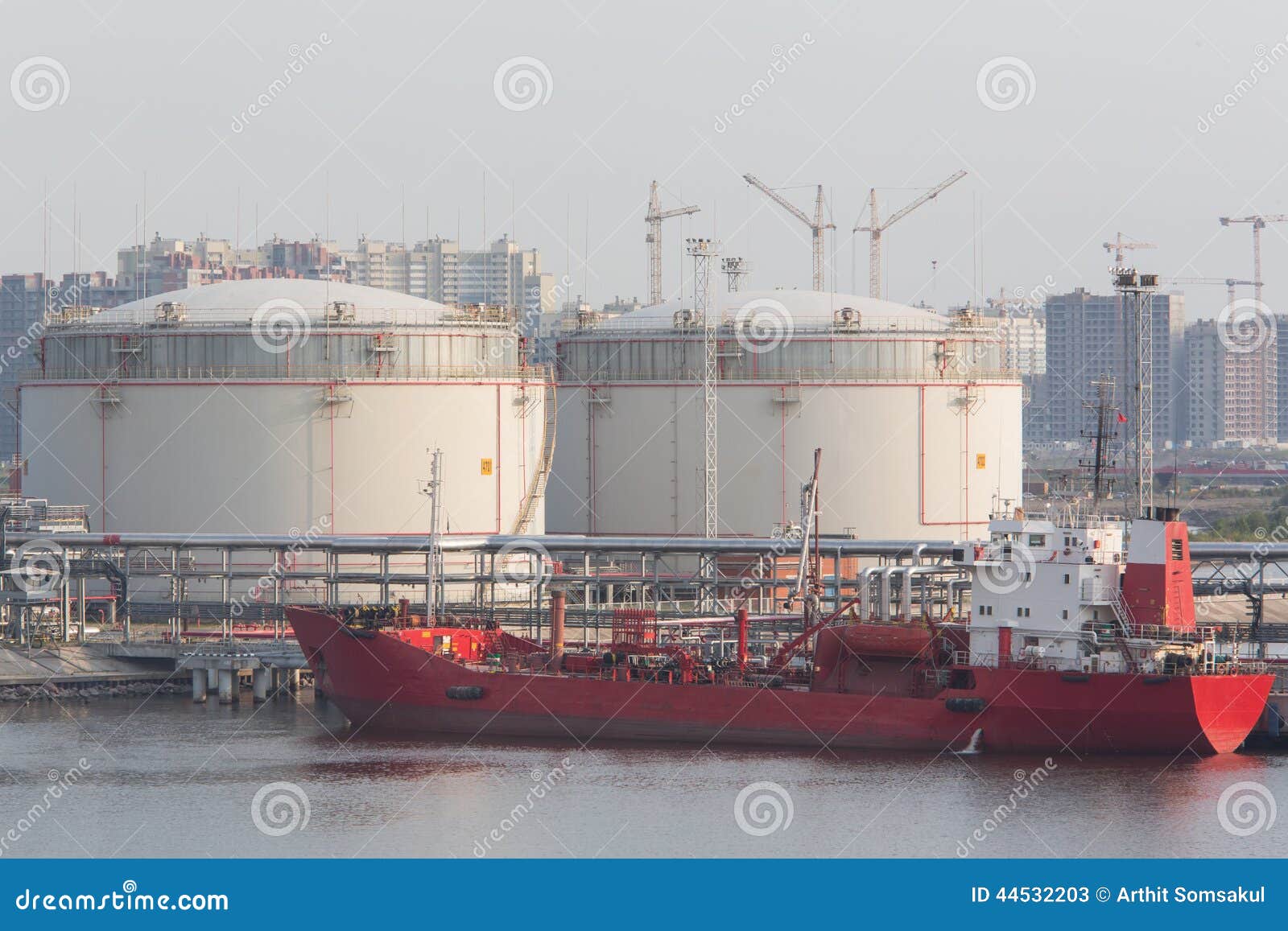 Gasoline Storage Tanks in the Seaport. Stock Image - Image of chemistry ...