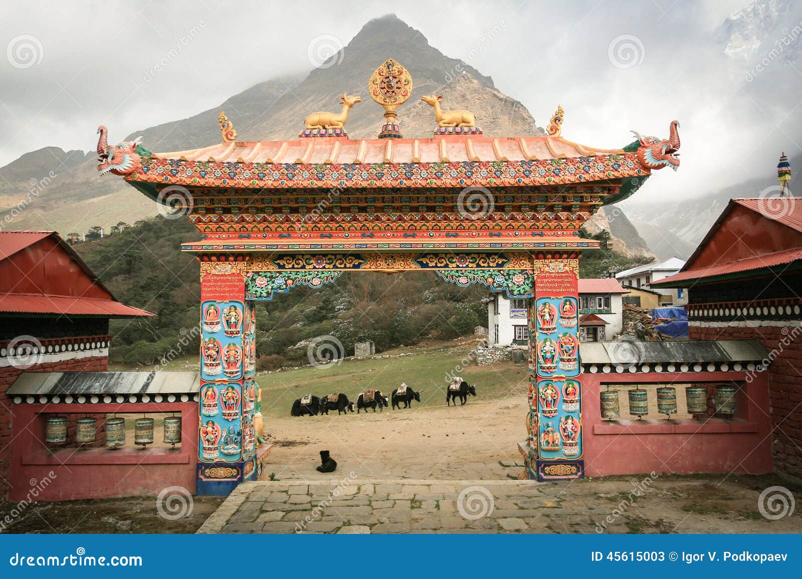 Gate in a Buddhist Monastery Stock Image - Image of tengboche, nepal ...