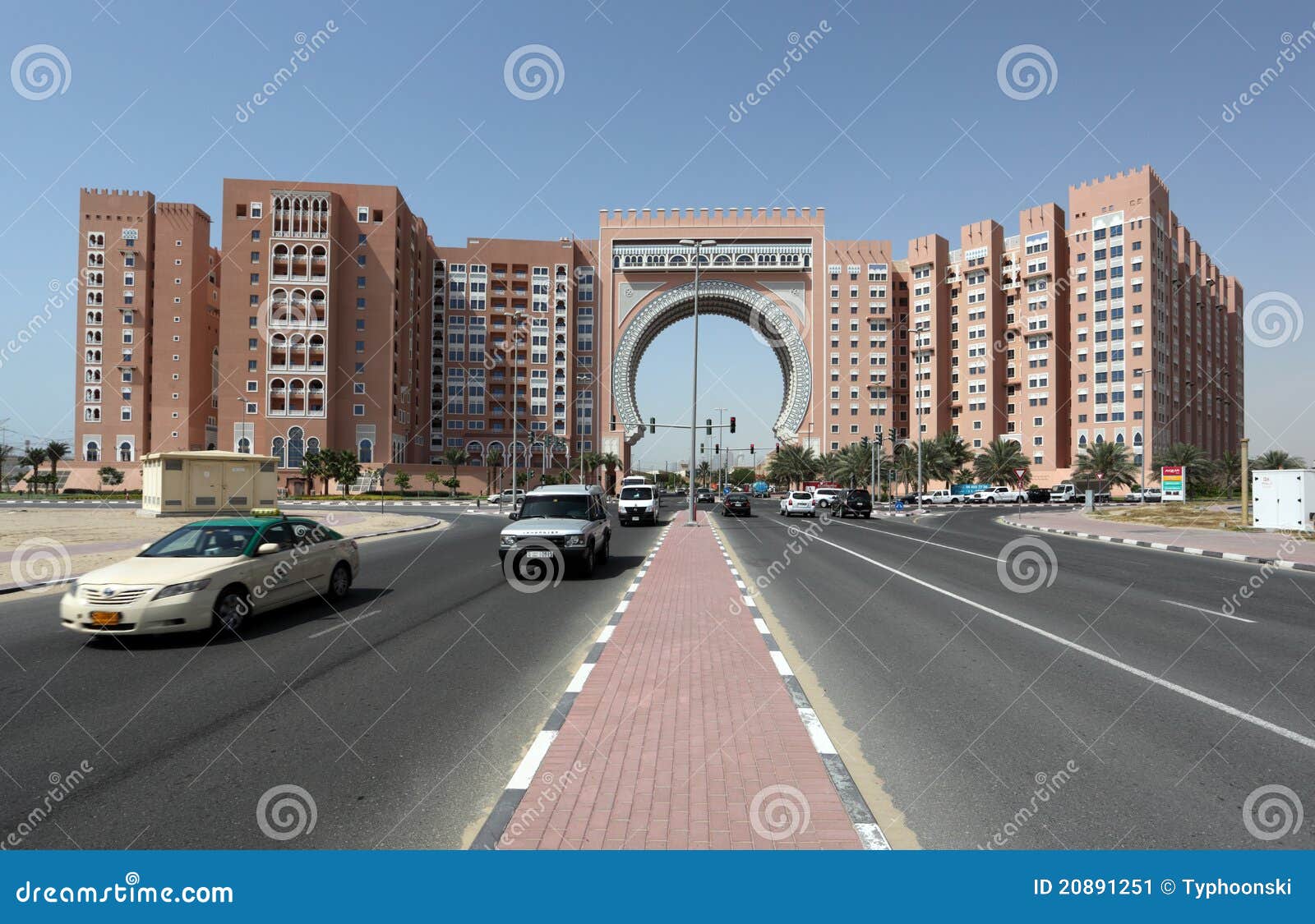 Gate Building in Dubai editorial photo. Image of architecture - 20891251