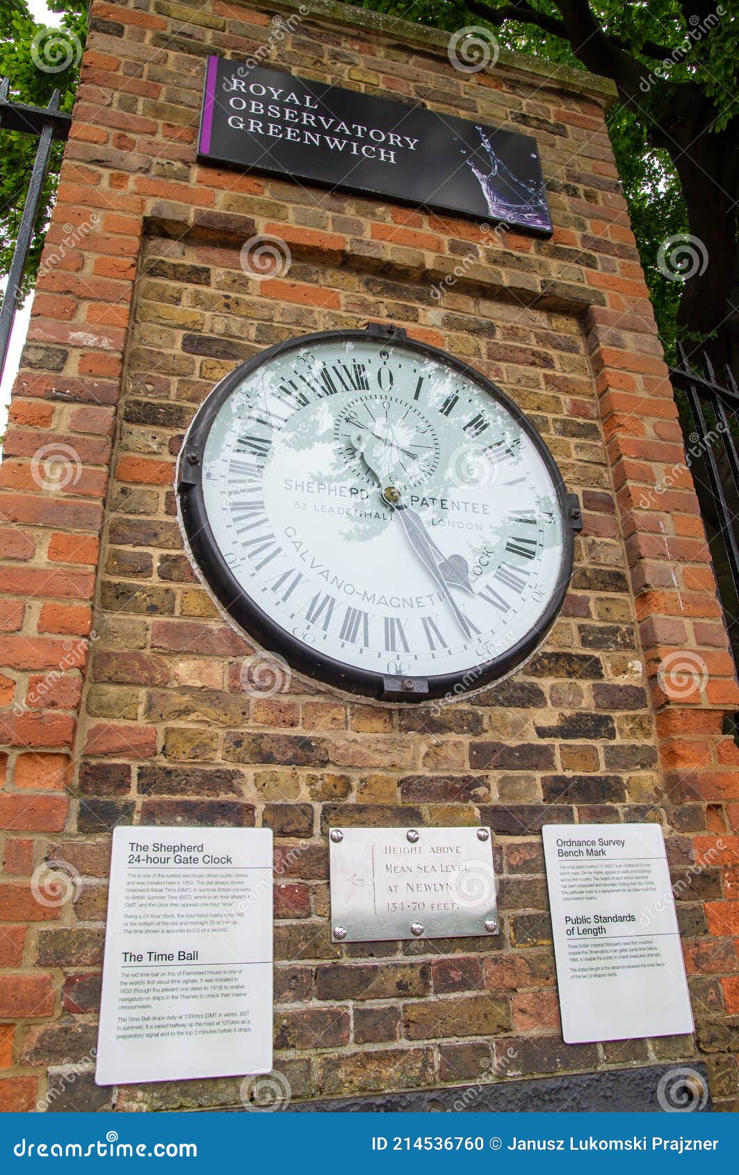 Gate Clock, Greenwich, London, England Editorial Image - Image of ...