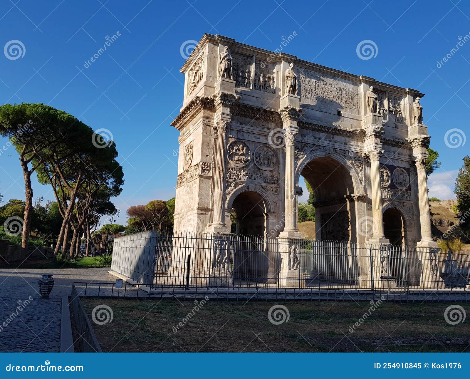 Gate of Constantine in Rome Editorial Image - Image of rust, entrance ...