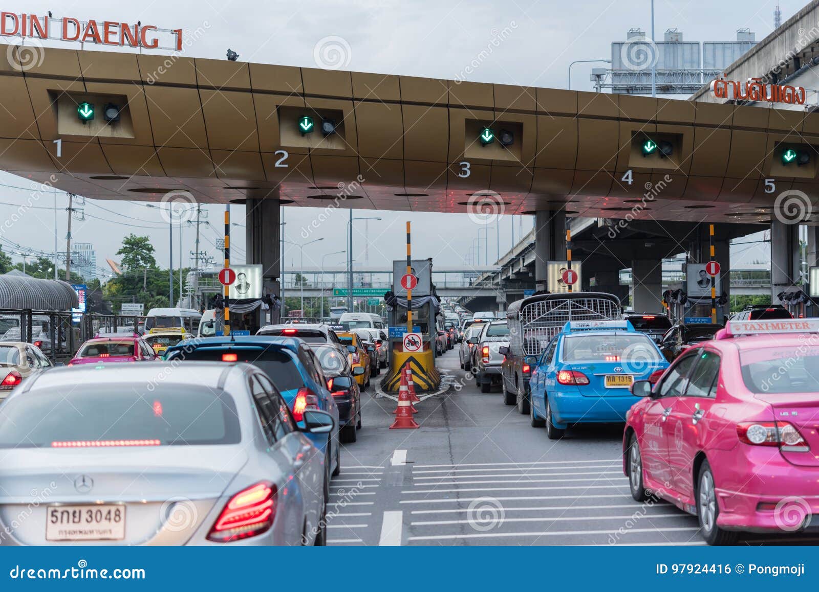 Gate for Expressway Fee Payment in Bangkok by EXAT Editorial Photo ...