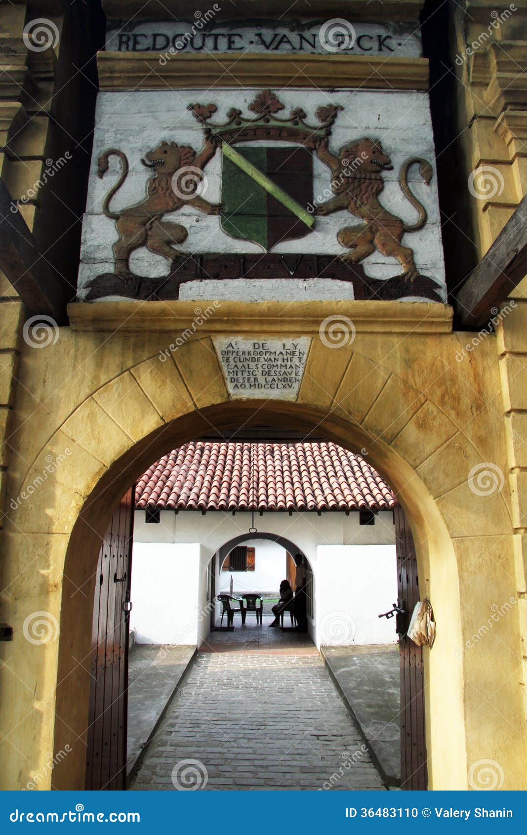 Gate of fort stock photo. Image of roof, tile, ceylon - 36483110
