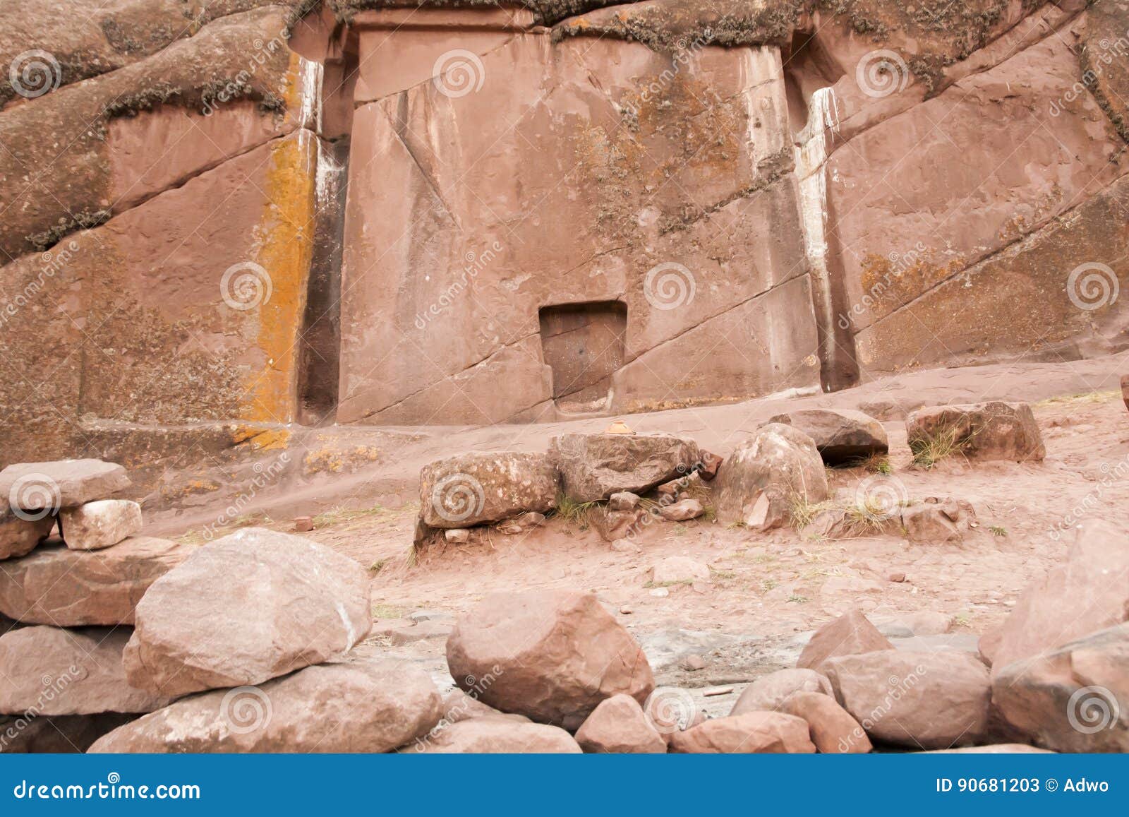 Stargate Of Hayu Marca, Peru Stock Photo | CartoonDealer.com #21765312
