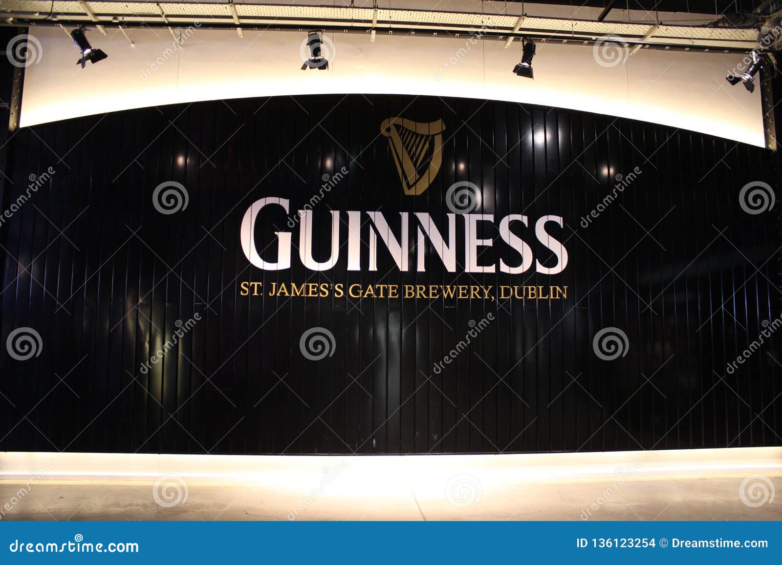 The gate of Guinness editorial stock image. Image of studio - 136123254