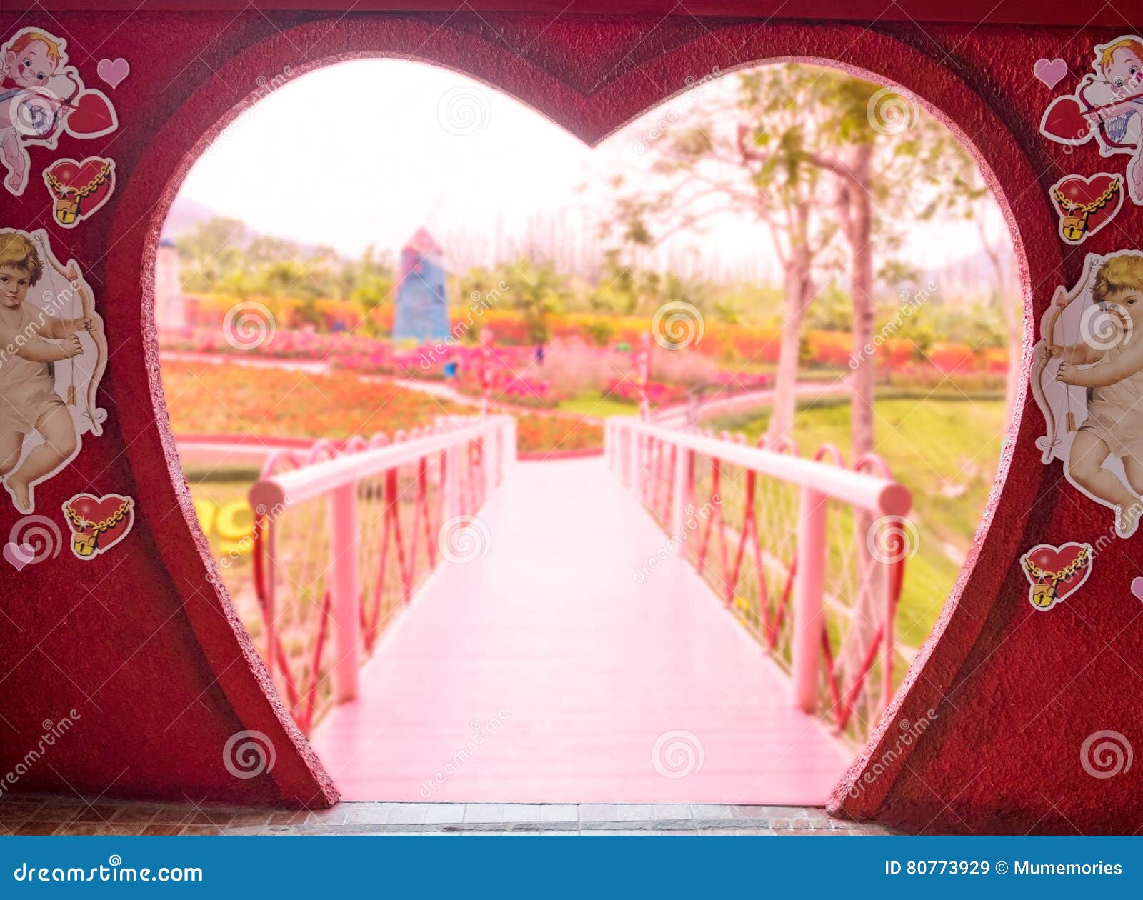 Gate Heart Shape Link Bridge Stock Image - Image of concept, fantasy ...