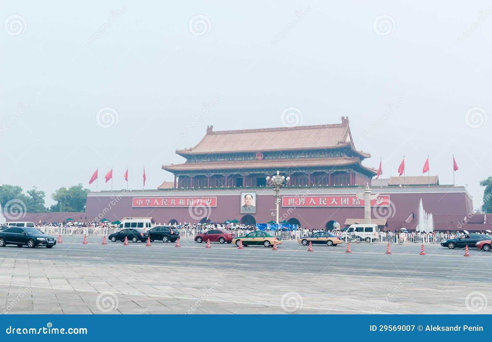 The Gate of Heavenly Peace editorial photography. Image of pagoda ...