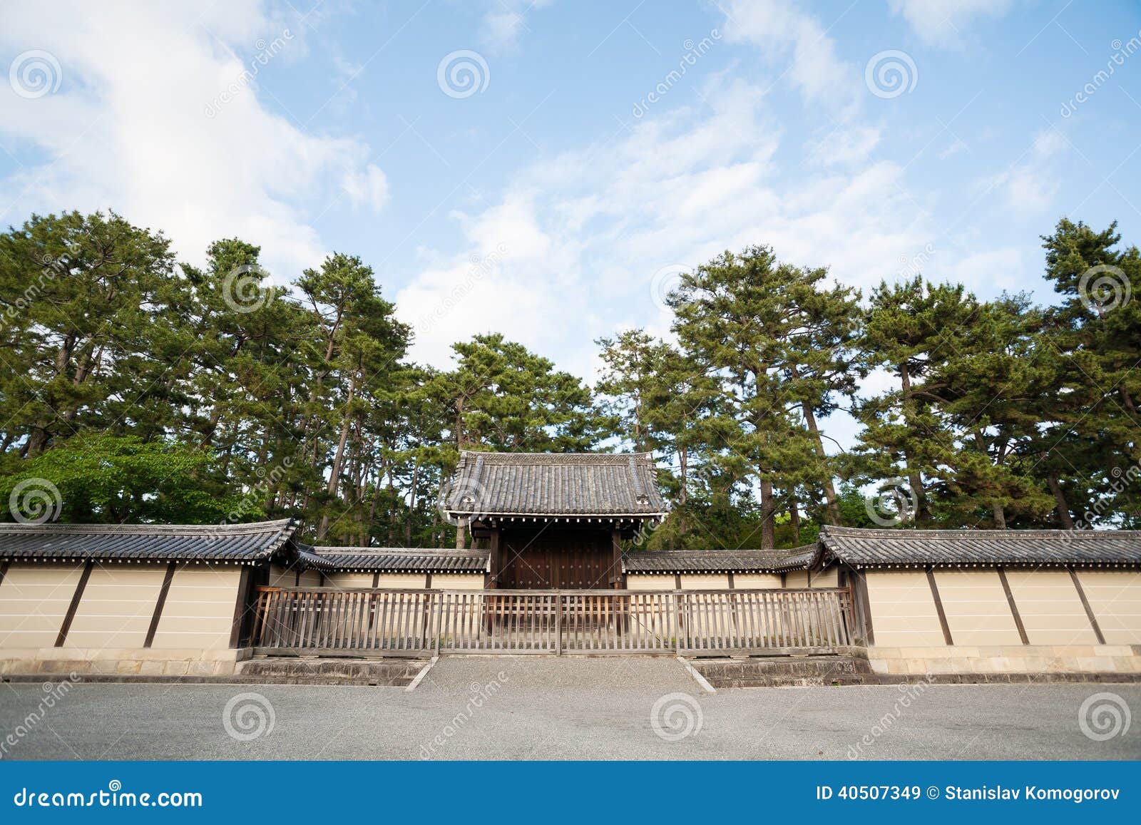 Gate of the Imperial Palace in Kyoto Stock Image - Image of structure ...