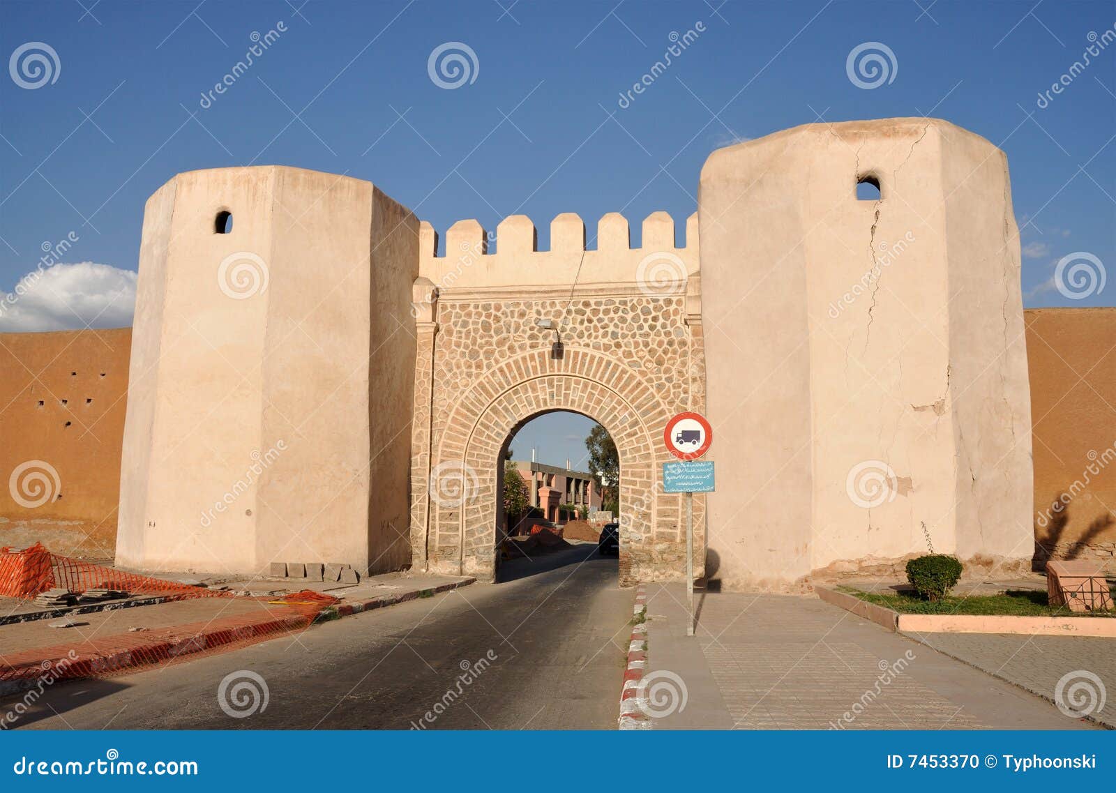 Gate in Marrakech stock photo. Image of entrance, marrakech - 7453370