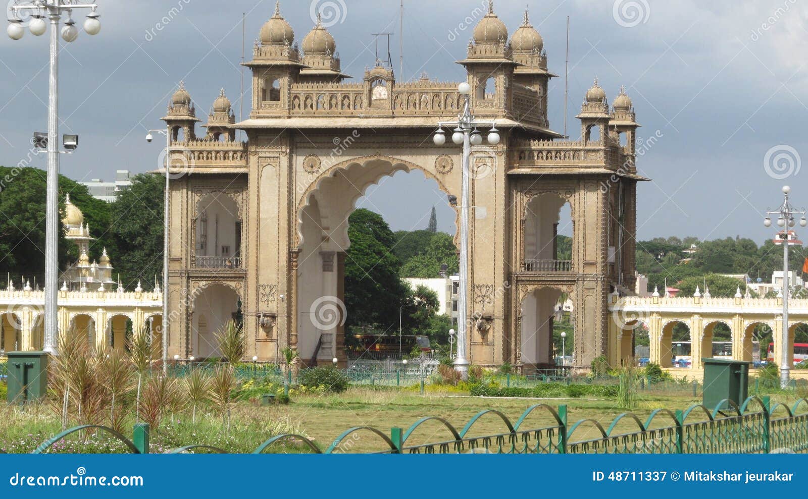 The gate of Mysore palace stock image. Image of gate - 48711337