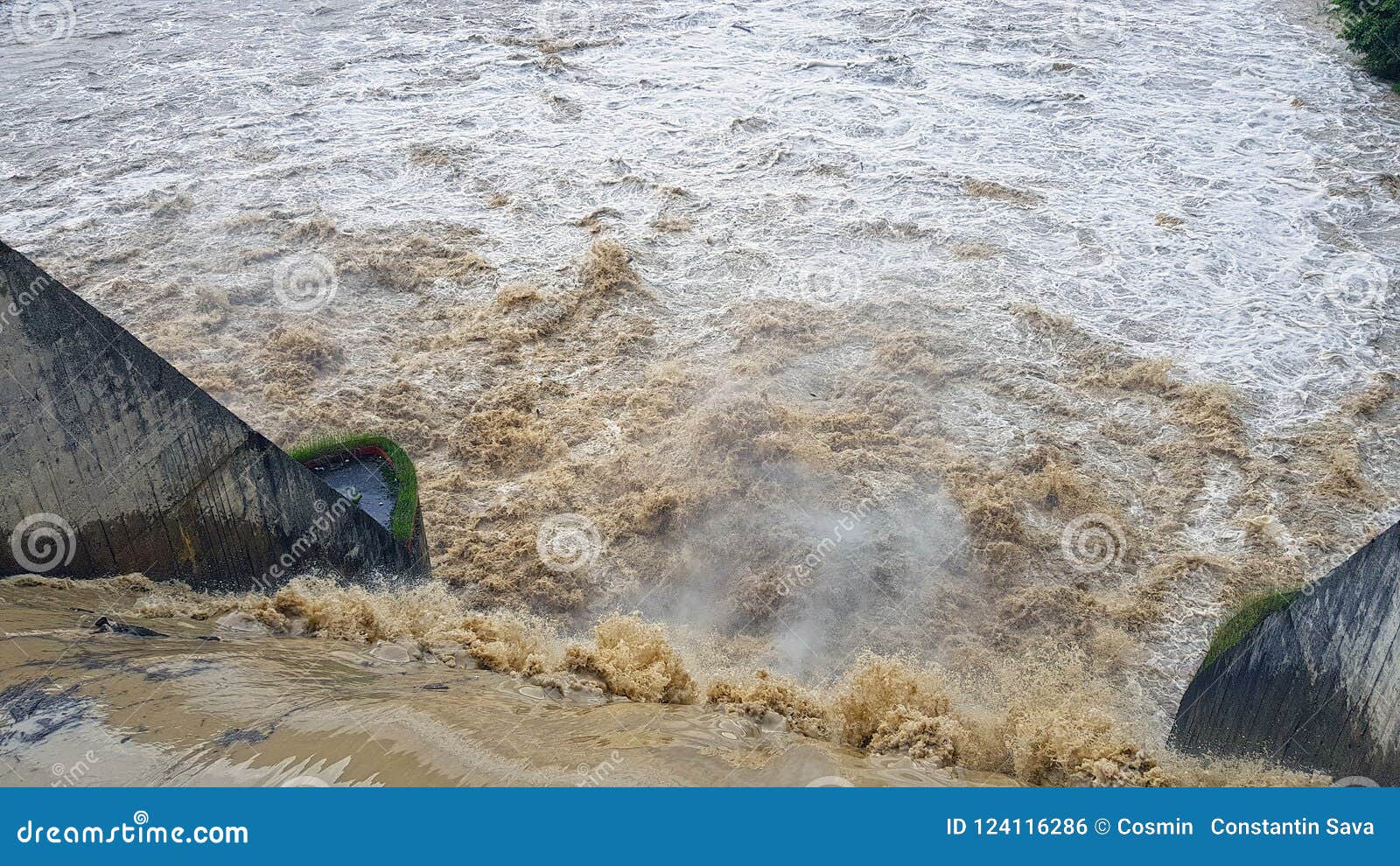 Gate Open on Bistrita River Dam Stock Photo - Image of engineering ...