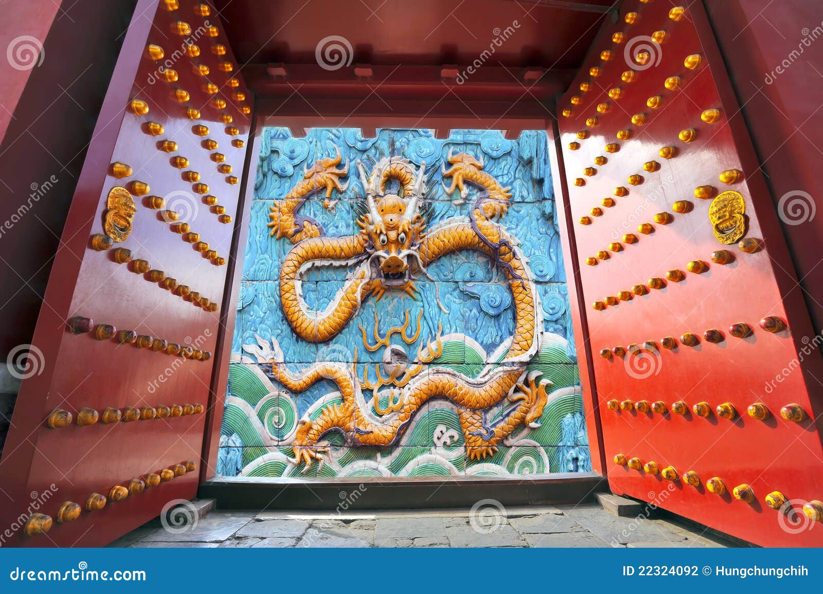 Gate Opening To a Chinese Dragon Stock Photo - Image of place, famous ...