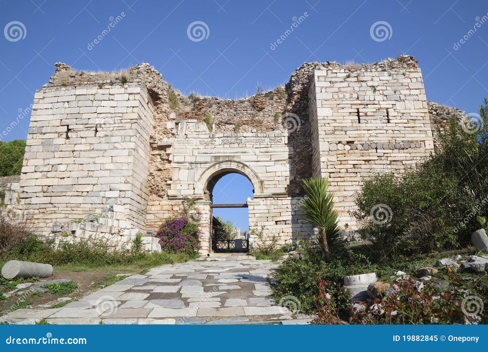 Gate of Persecution, Ephesus,Turkey Stock Image - Image of monument ...