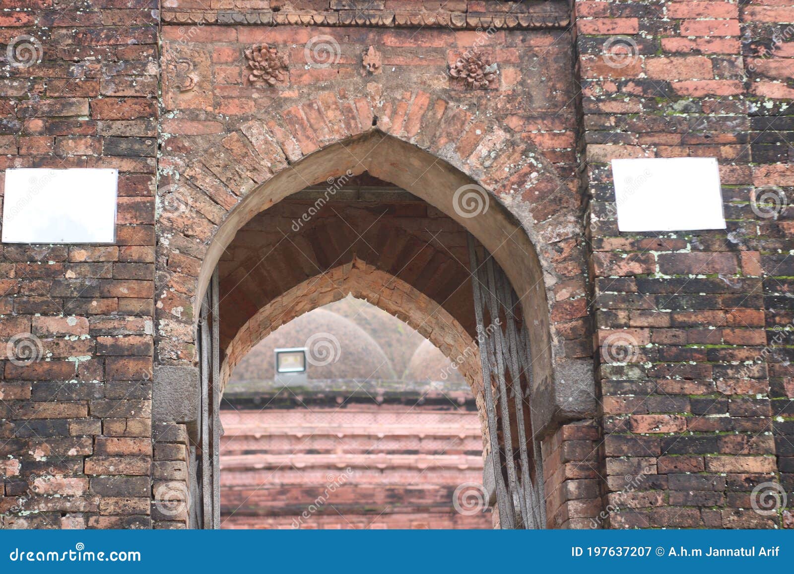 Gate of Round Shape on Front Side a Mosque Beautiful Photo Stock Image ...
