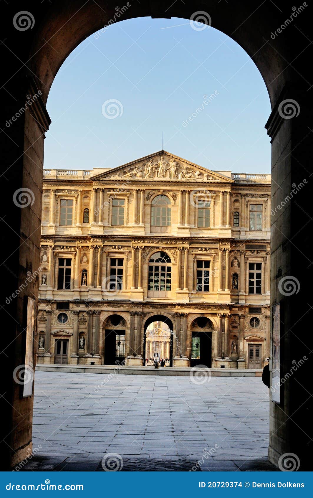 Gate To the Cour CarrÃ©e, Louvre, Paris Stock Photo - Image of arches ...