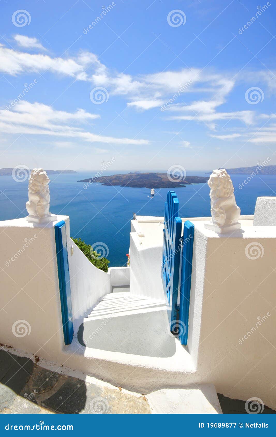Gate to the sea stock image. Image of balcony, ship, santorini - 19689877