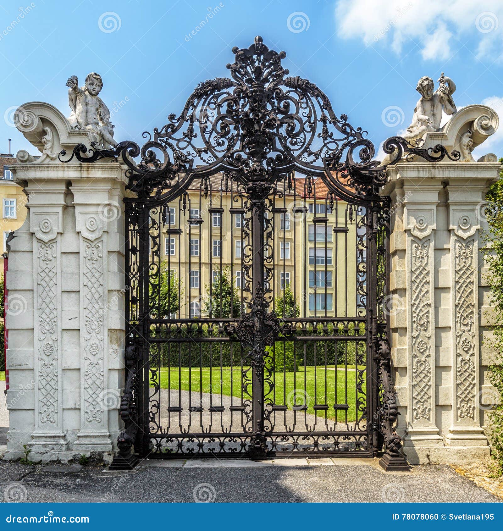 Gate of the Upper Belvedere Palace, Vienna, Austria Stock Photo - Image ...
