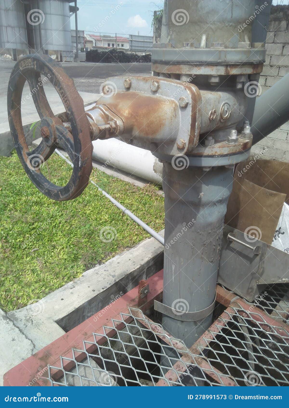 Gate valve 8 inchi stock image. Image of machine, wheel - 278991573