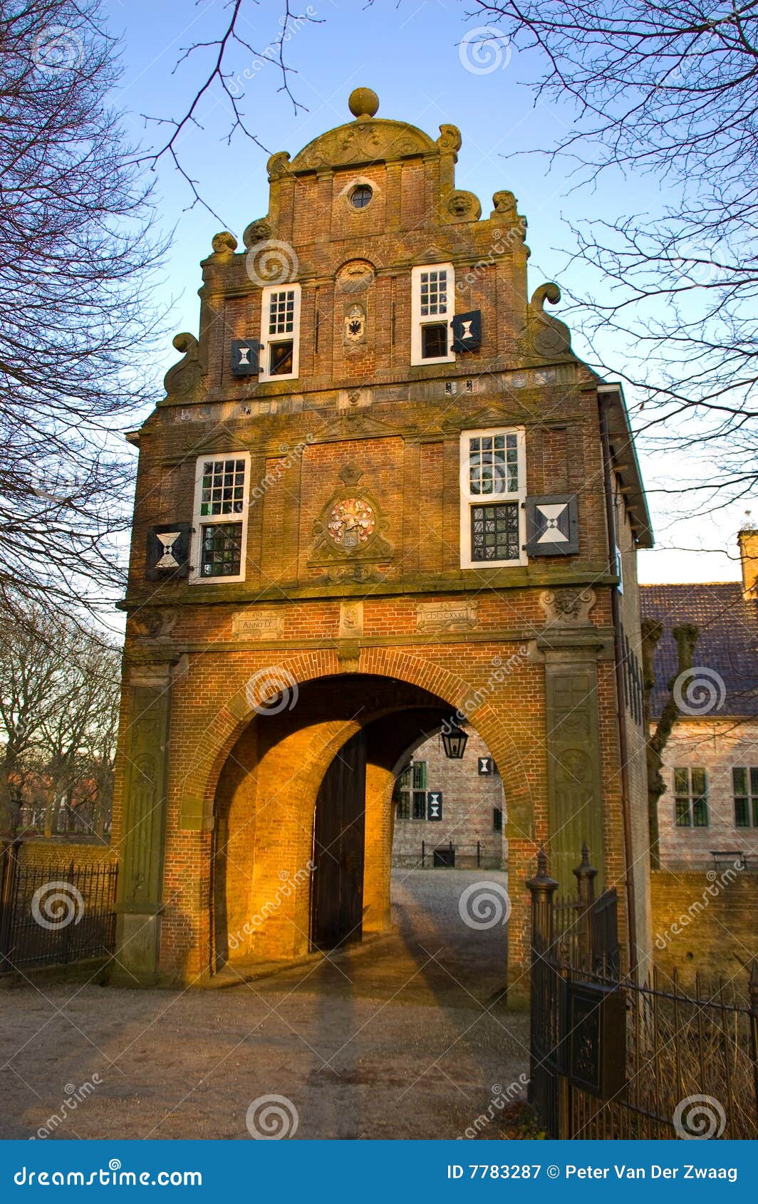 Gatehouse stock image. Image of leaves, fortress, fastness - 7783287