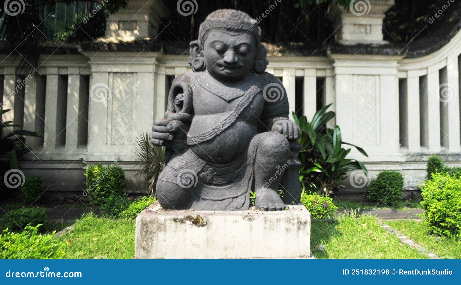 Gatekeeper Statue in Traditional Javanese Philosophy Stock Photo ...