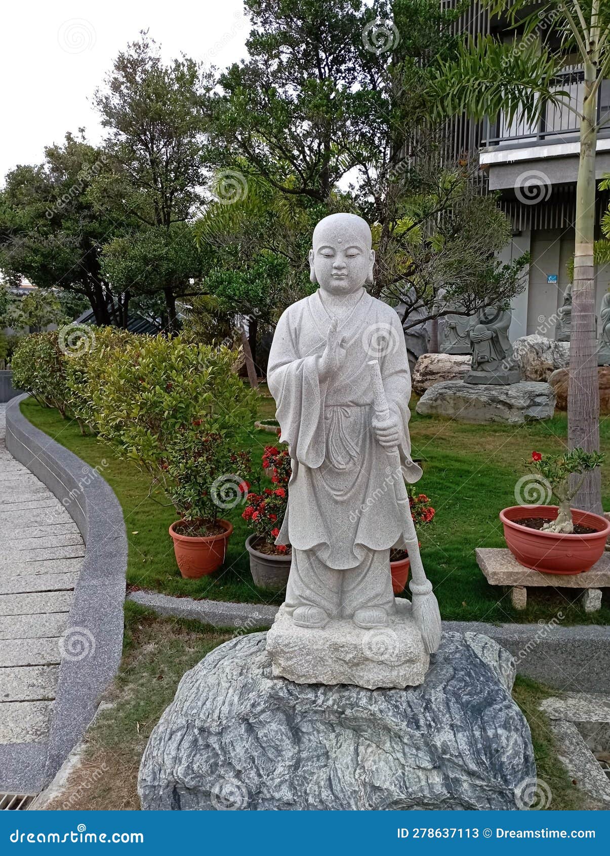 Gatekeeper statue stock image. Image of religion, statue - 278637113