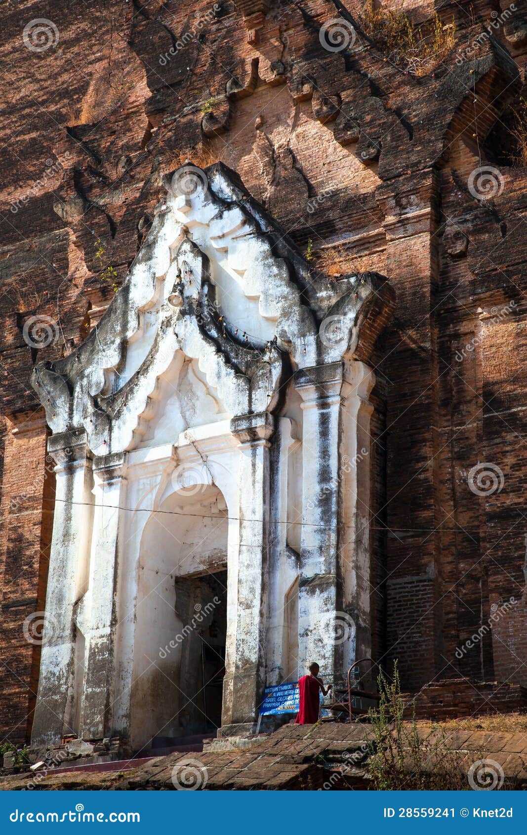 Gates of Miguin temple stock image. Image of entrance - 28559241