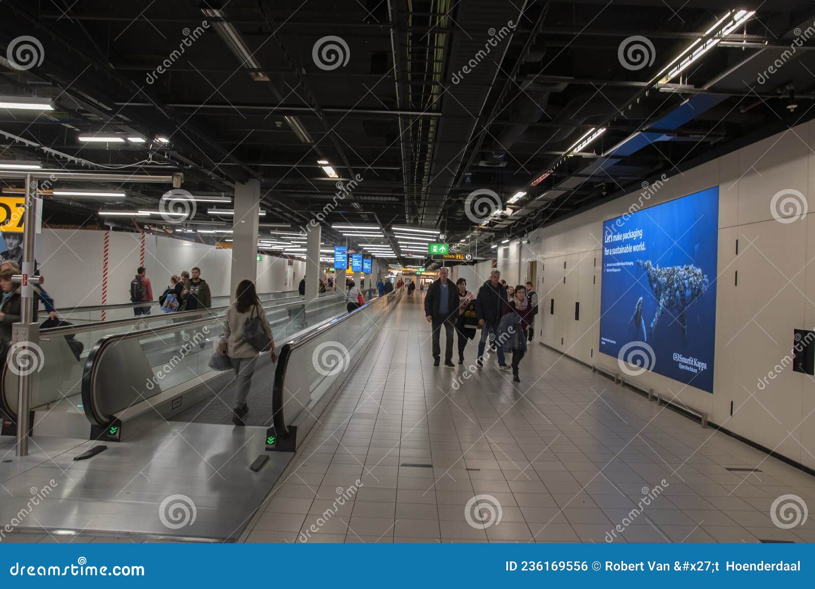 Gates at Schiphol Airport the Netherlands 7-12-2019 Editorial Photo ...