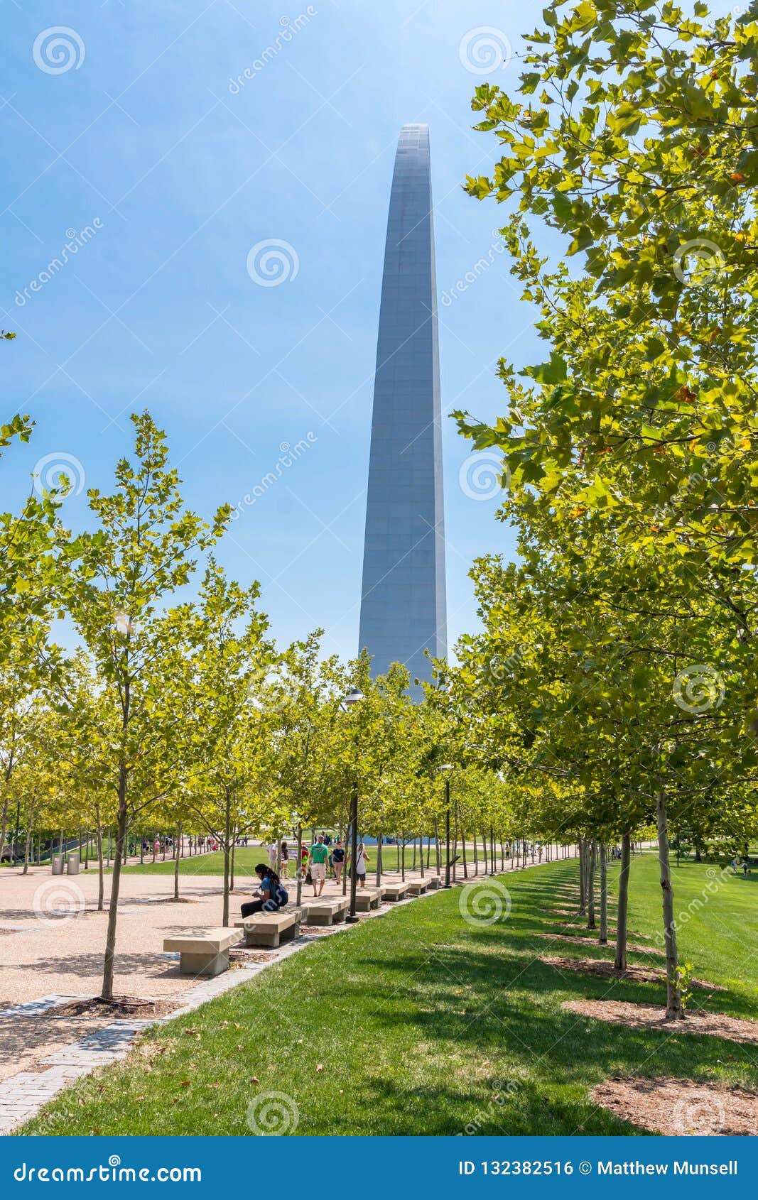Gateway Arch of St Louis, Mo Editorial Photo - Image of city, blue ...