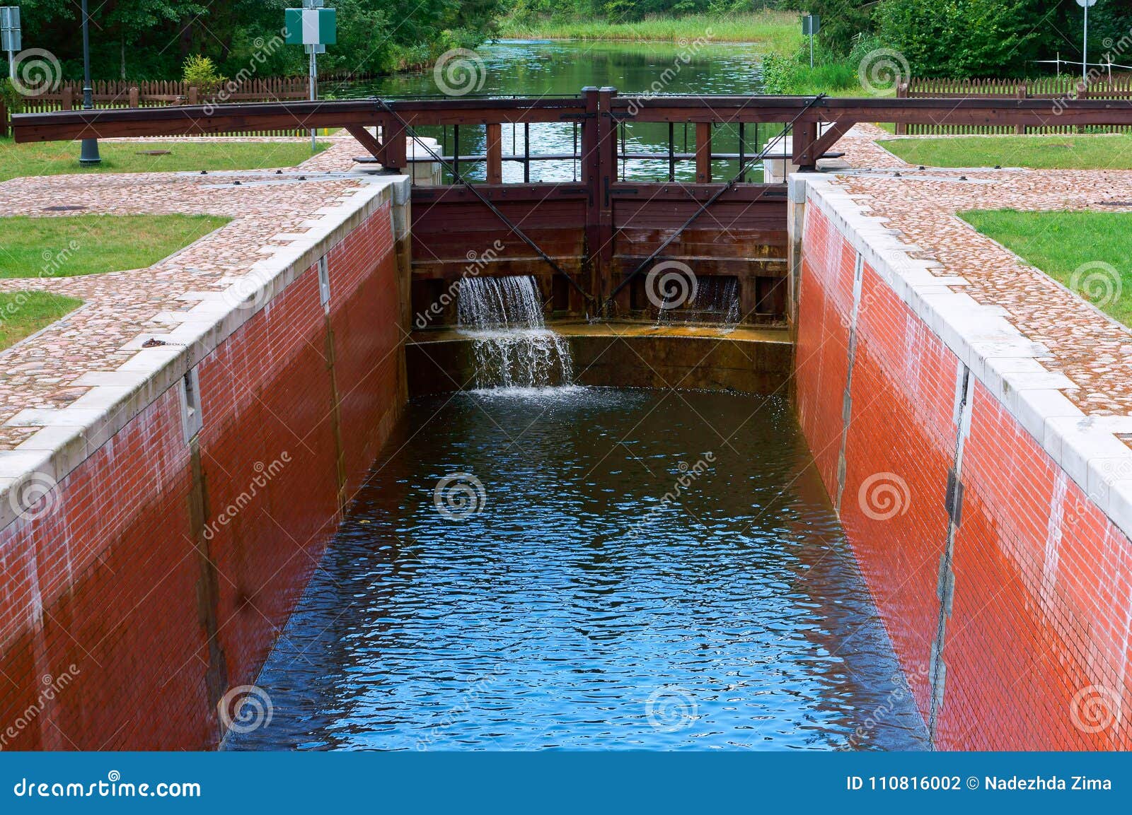 Gateway Hydraulic, Hydraulic Structure To Adjust the Water Level in the ...