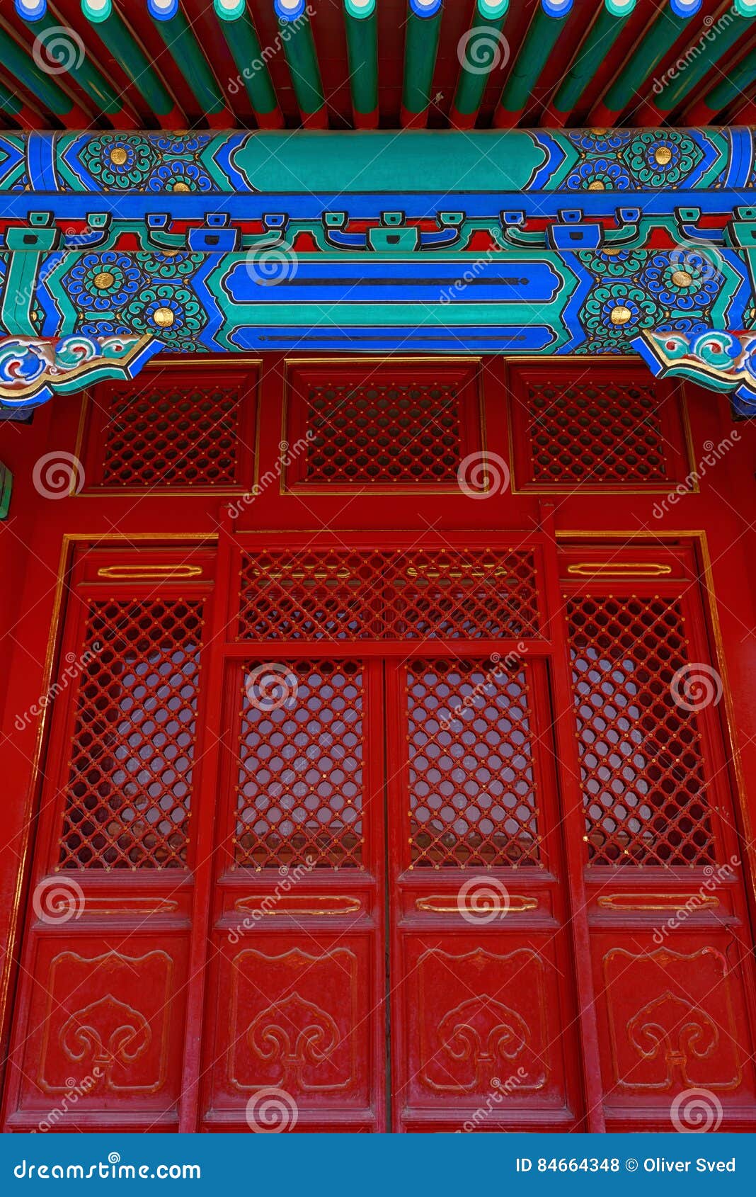 Gateway with Red Chinese Doors Stock Photo - Image of asian ...