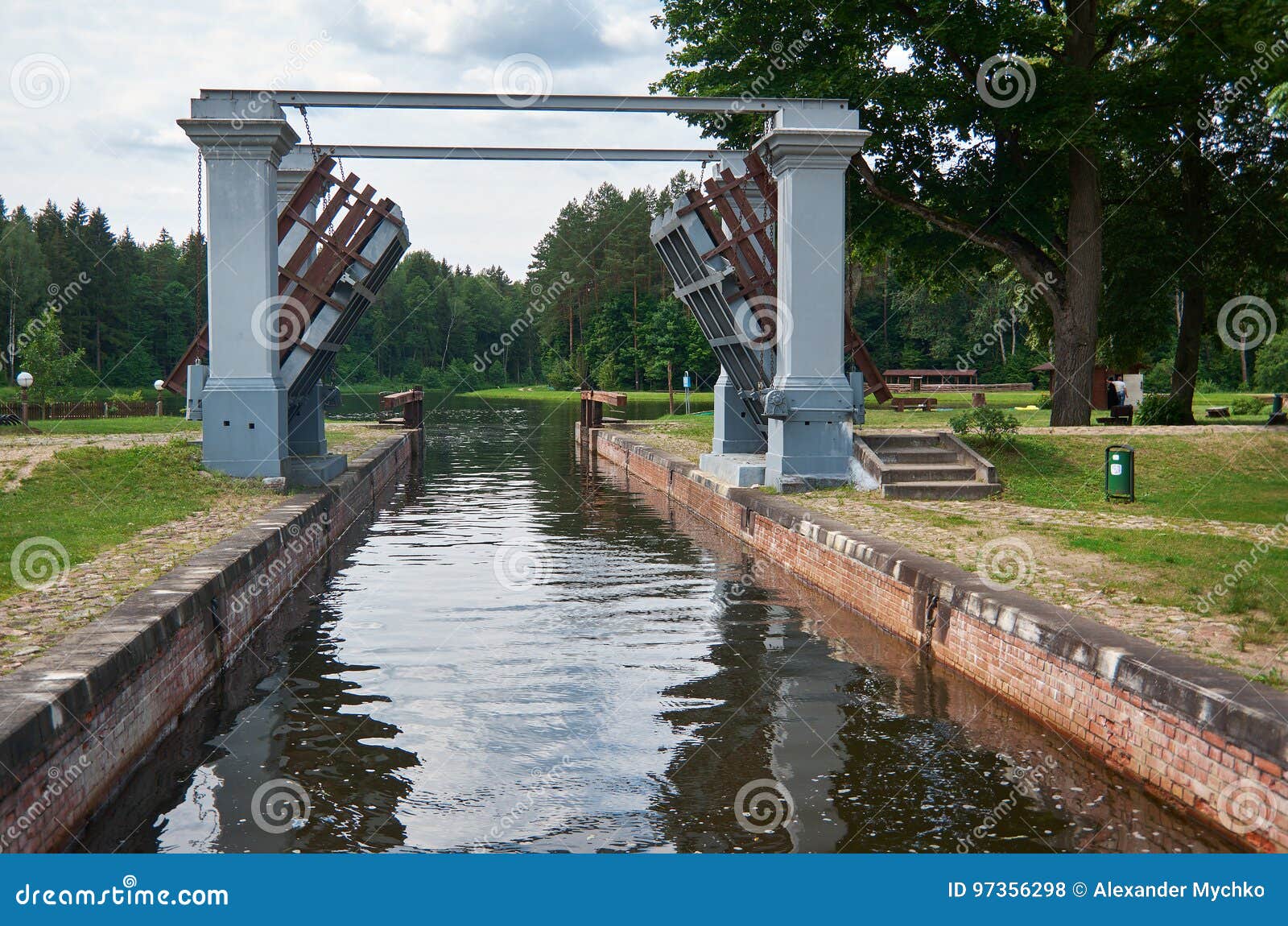 Gateways sluice locks stock photo. Image of canal, coastal - 97356298