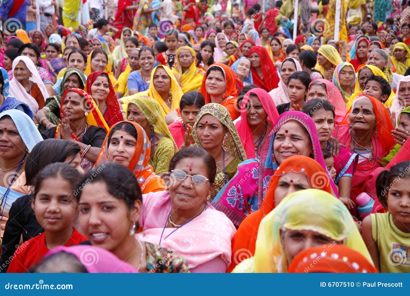Gathering of brahmin woman editorial image. Image of colors - 6707510