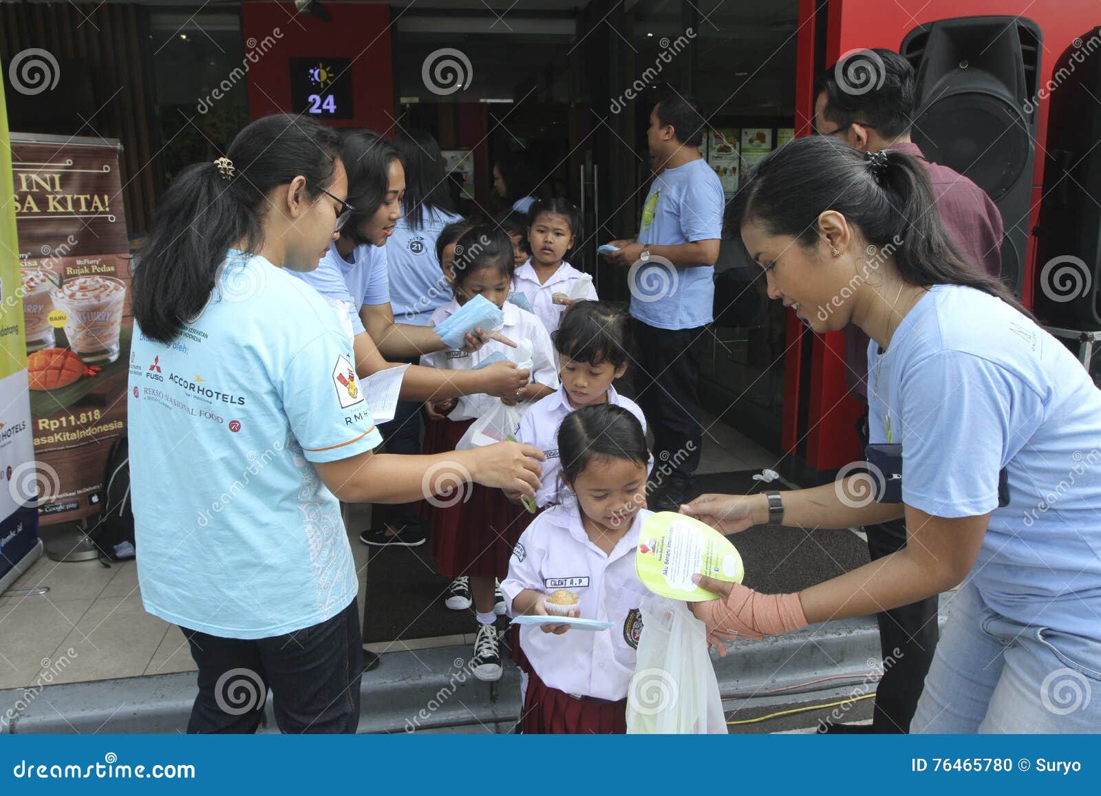 Gathering at fast food editorial image. Image of elementary - 76465780