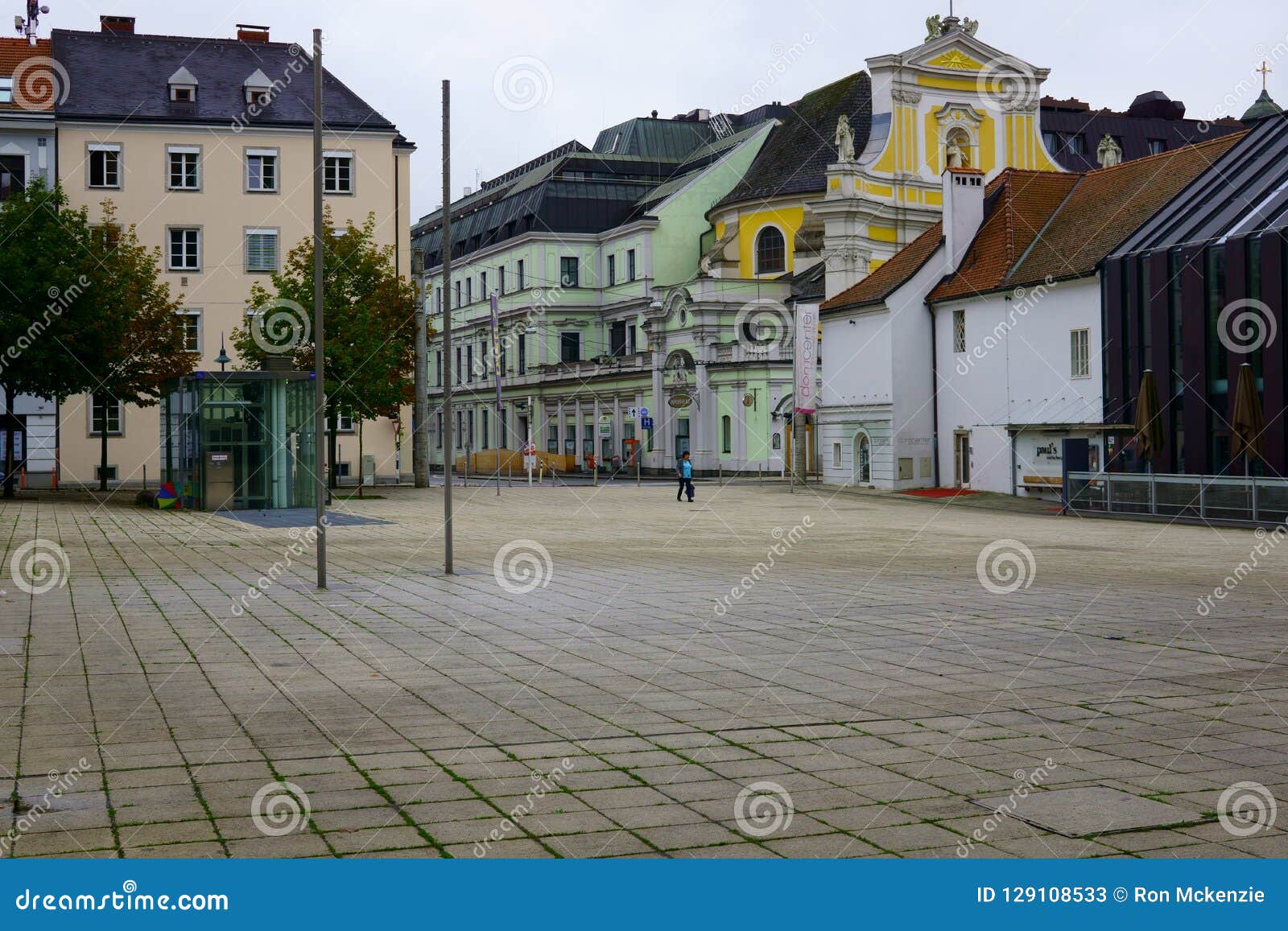 Town Square in Linz, Austria Stock Image - Image of alley, building ...
