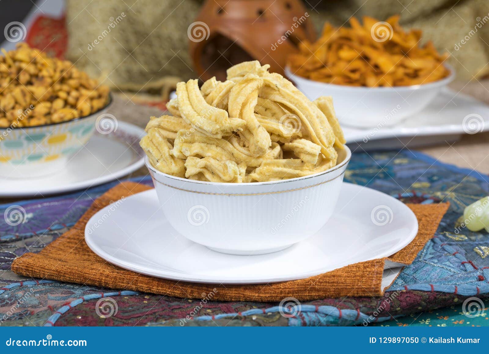 Gathiya Namkeen foto de stock. Imagem de jantar, lanche - 129897050
