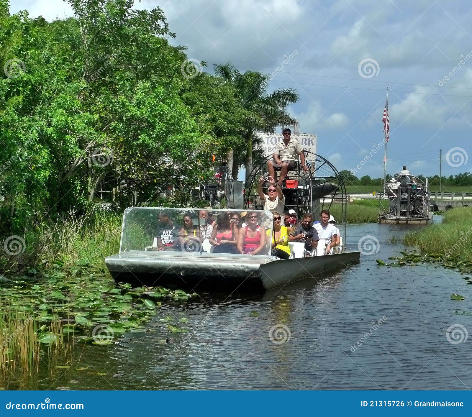 Gator park editorial photo. Image of tourism, propeller - 21315726